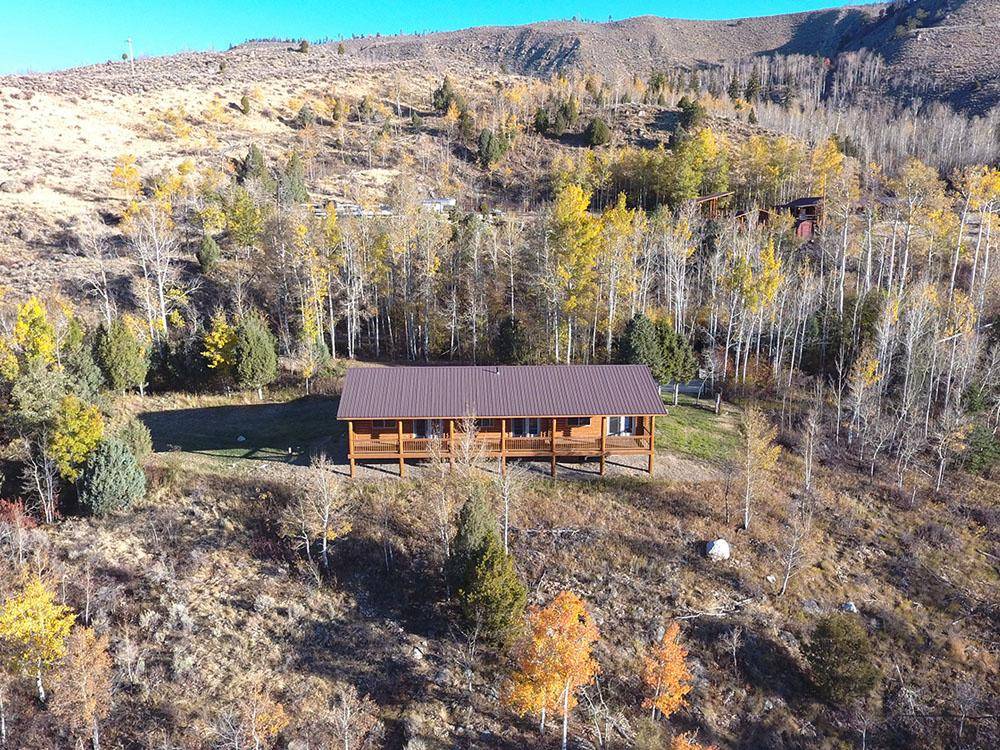 Gallery | Half Moon Lake Lodge